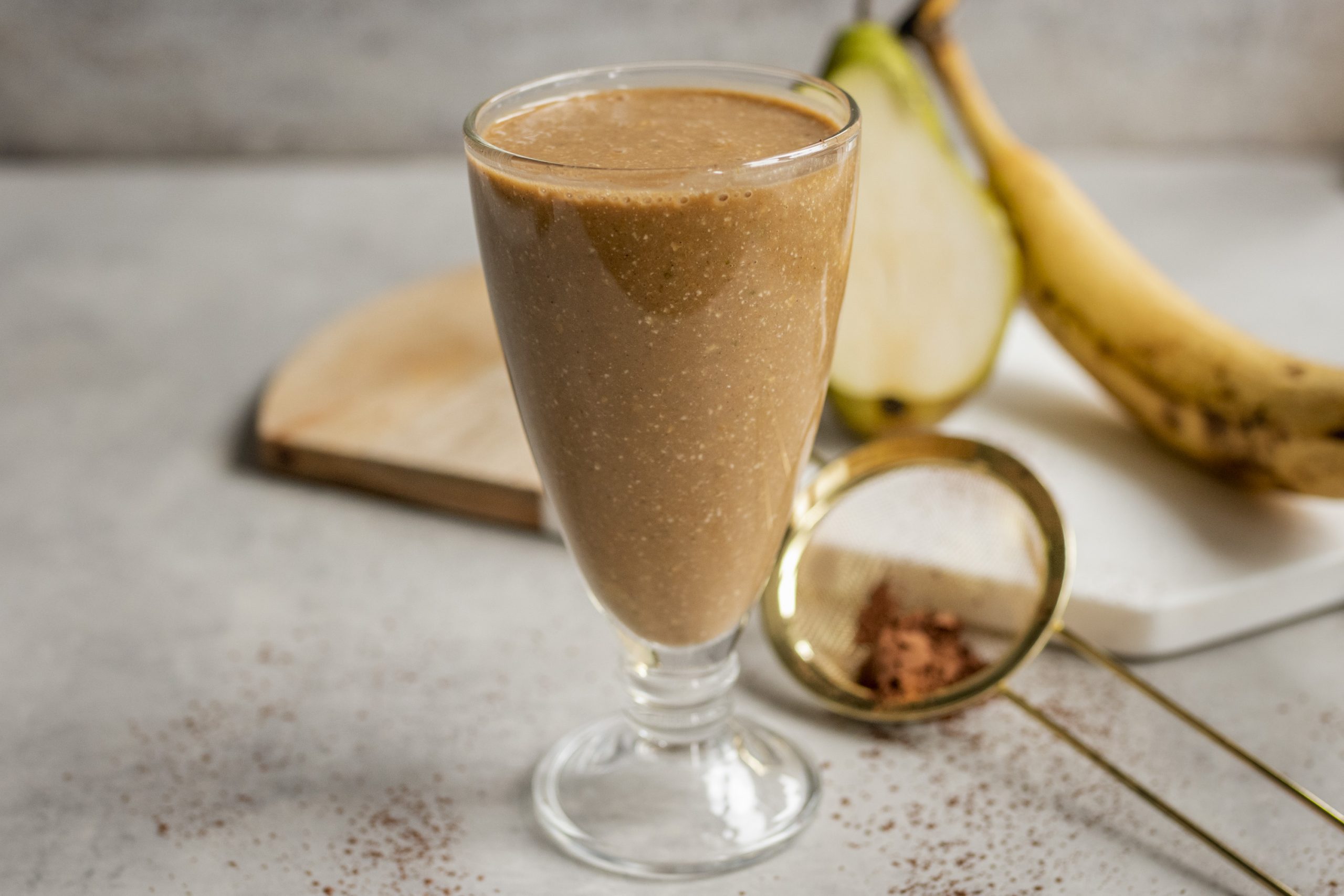 Warming Turmeric & Cardamom Smoothie - Anna Lewandowska - healthy plan ...