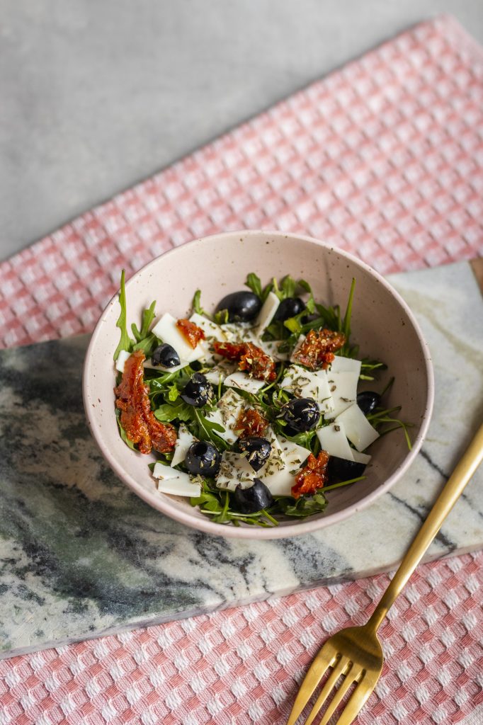 Goat’s Cheese & Olive Salad - Anna Lewandowska - healthy plan by Ann