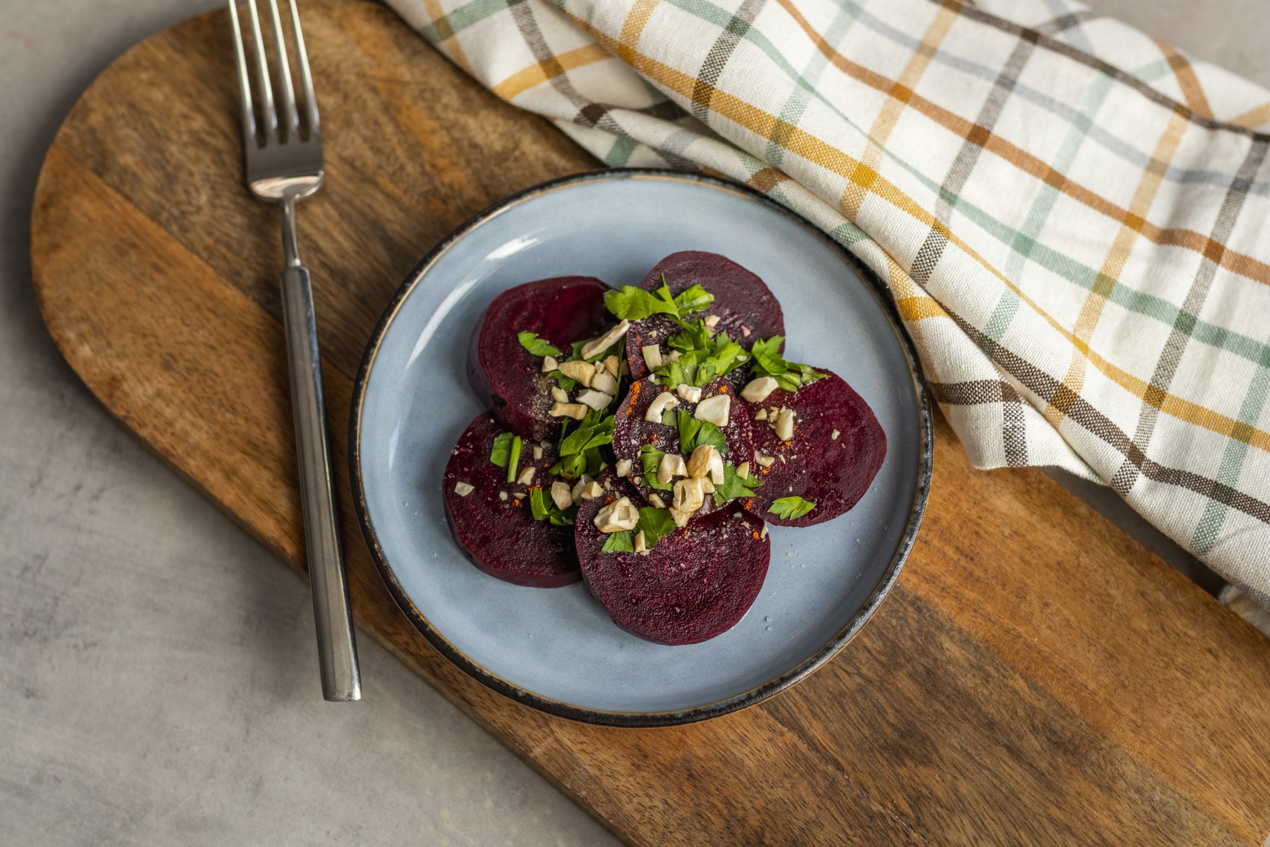 Beetroot Carpaccio with Cashews - Anna Lewandowska - healthy plan by Ann